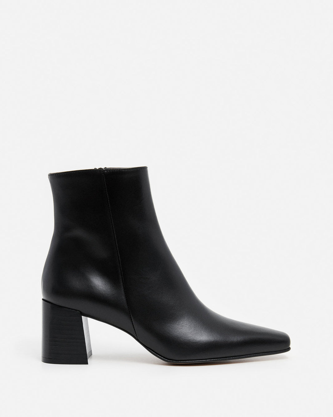 Boots – Flattered