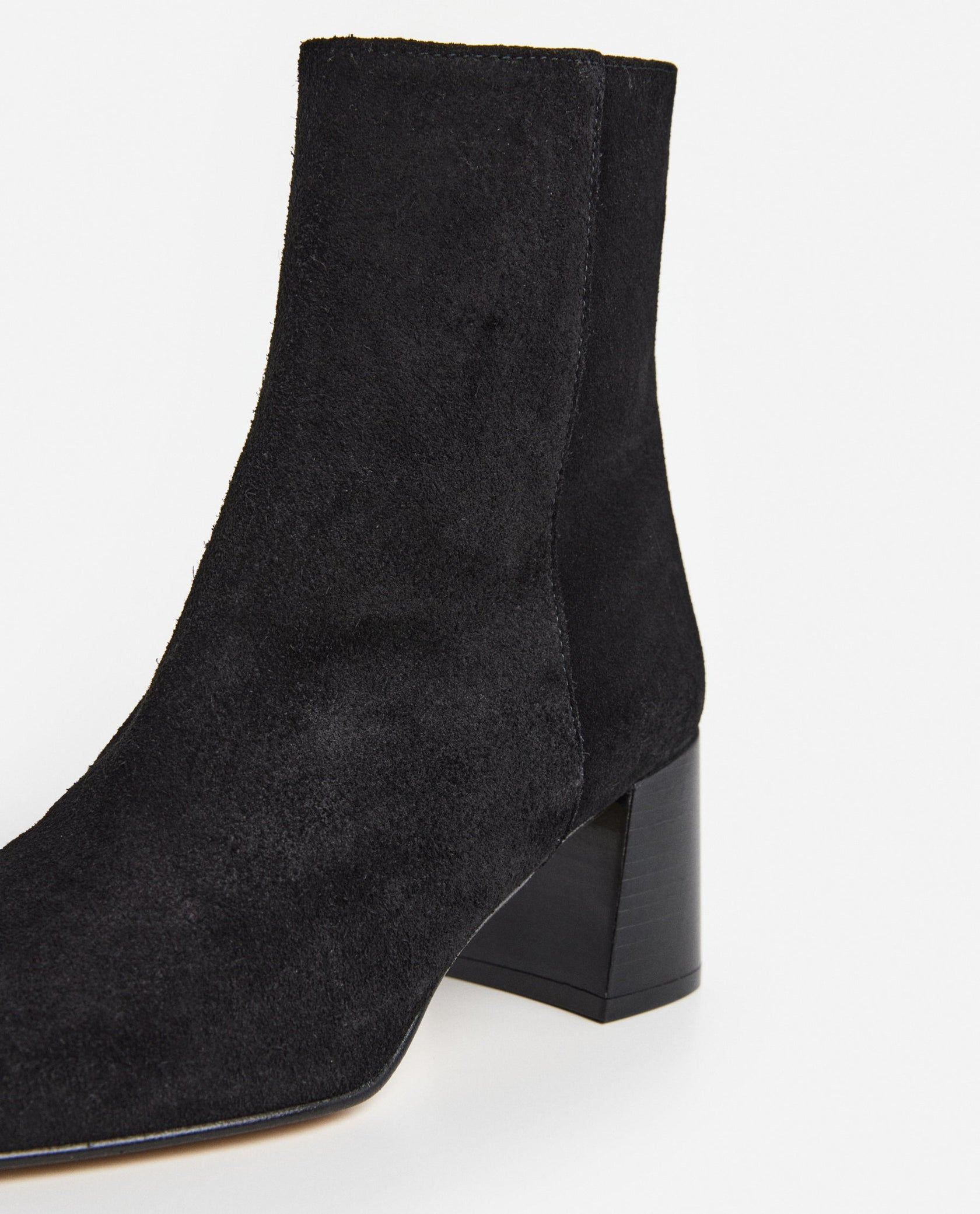 Cay Suede Black Boot – Flattered