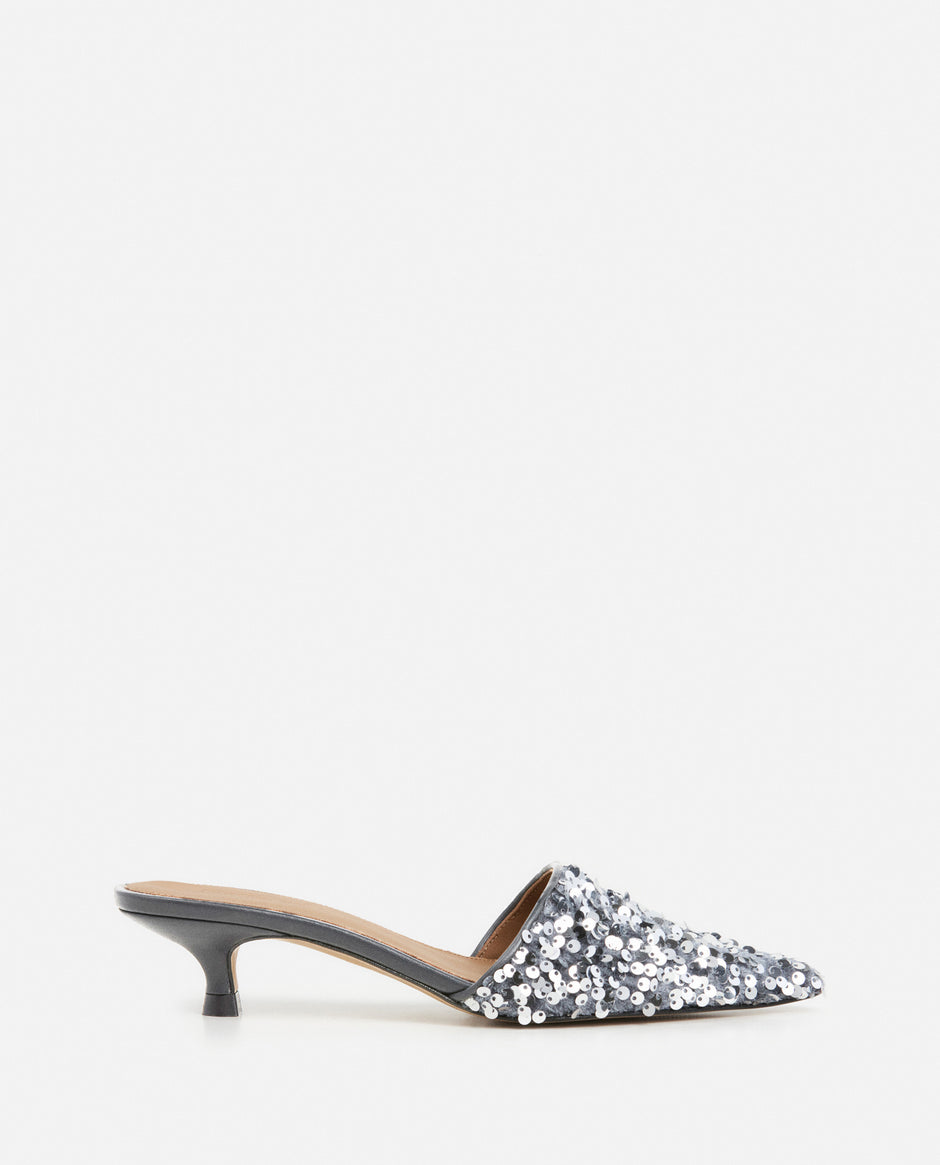 New Arrivals – Flattered