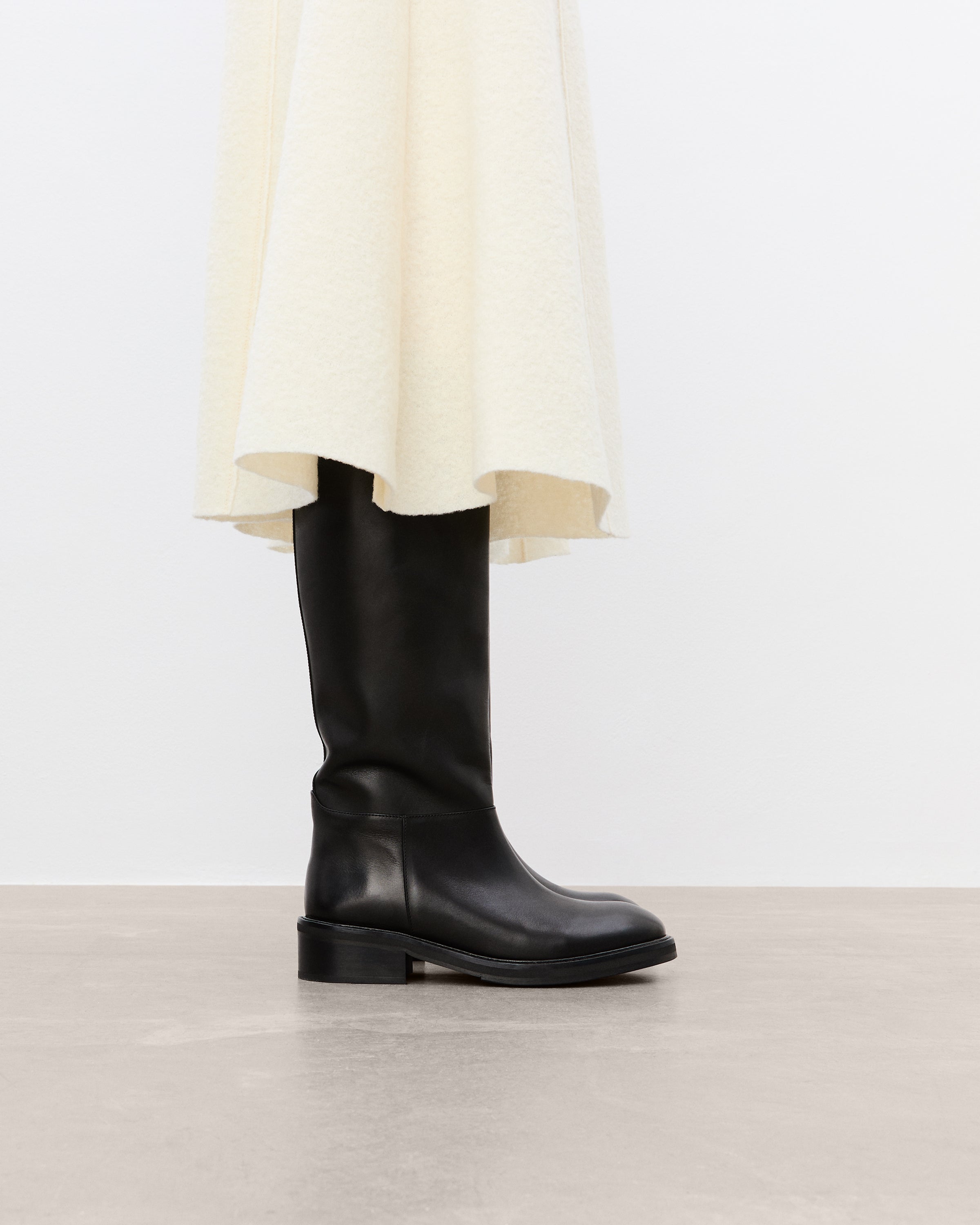 Frances Leather Black Boot – Flattered