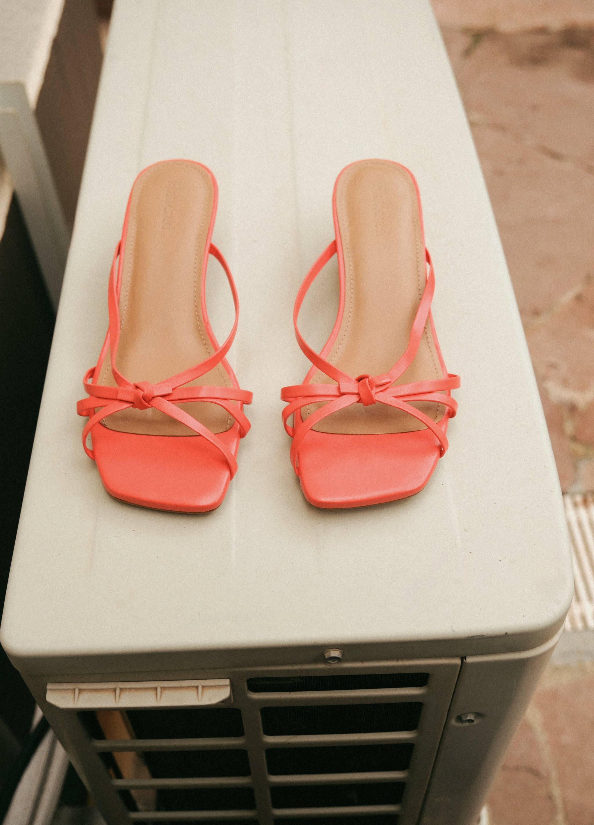 Eunisa Leather Poppy Red Heel – Flattered
